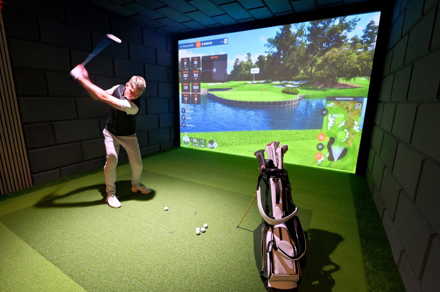 TrackMan Golf Simulator Telford | Indoor Golf Driving Range Telford